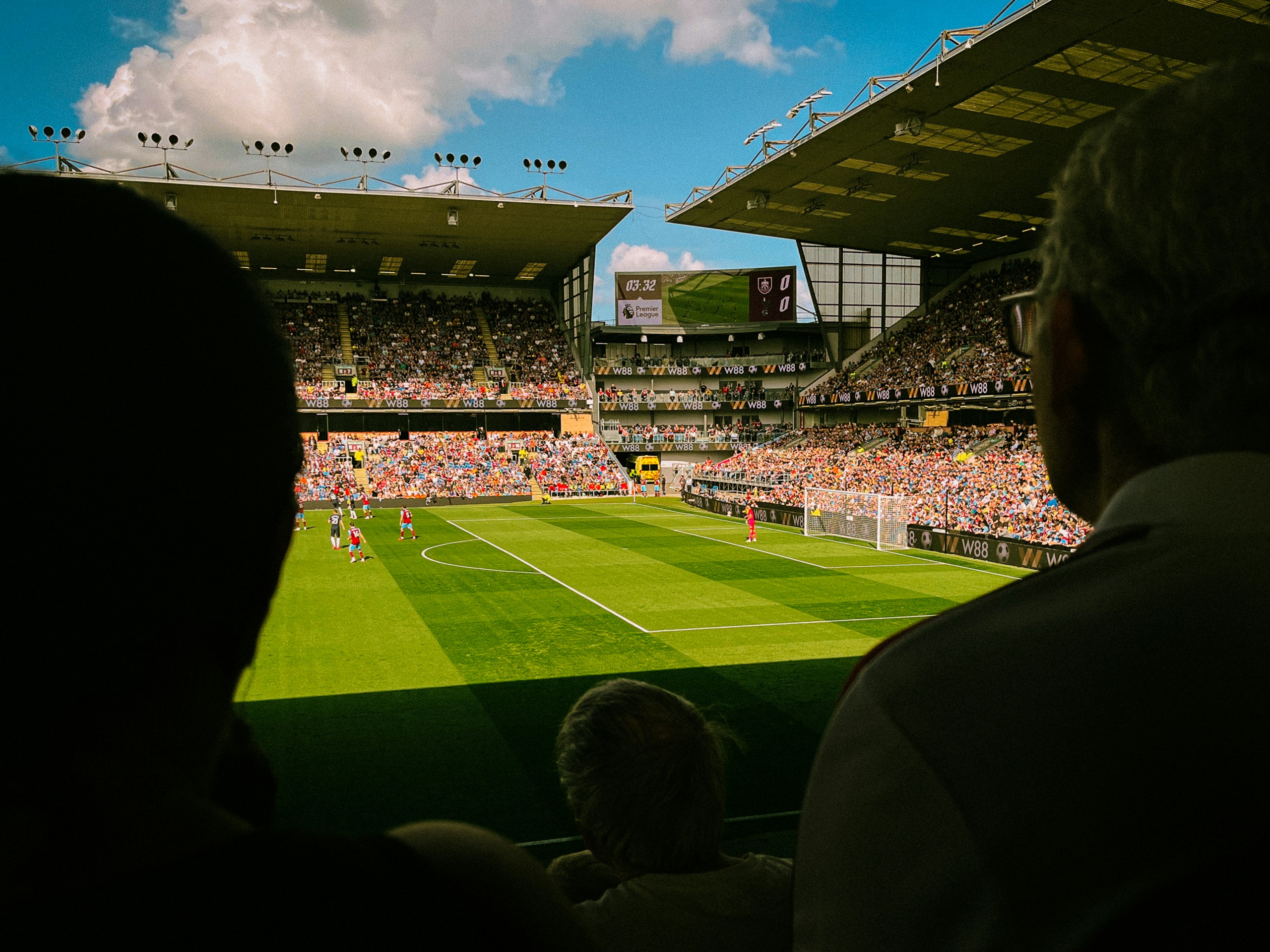 Latest Premier League Scoreboard: Standings, Highlights
